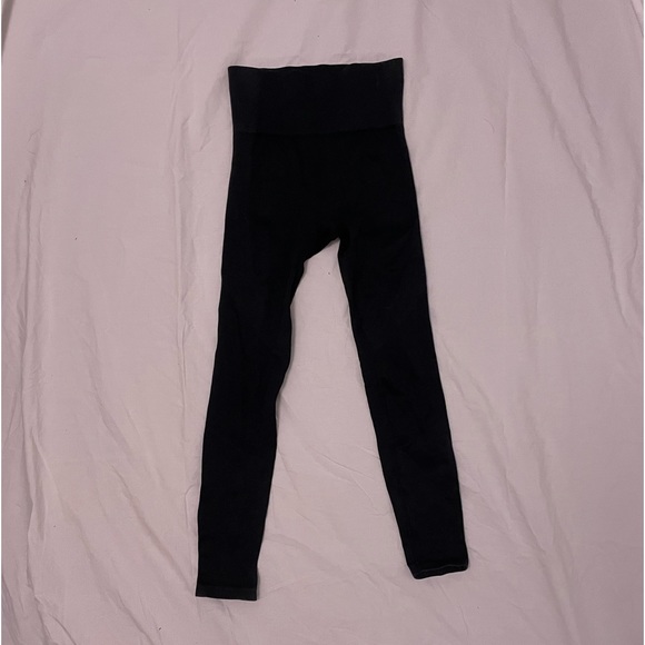 JoyLab | Pants & Jumpsuits | Joy Lab Ribbed Patterned Black Seamless ...